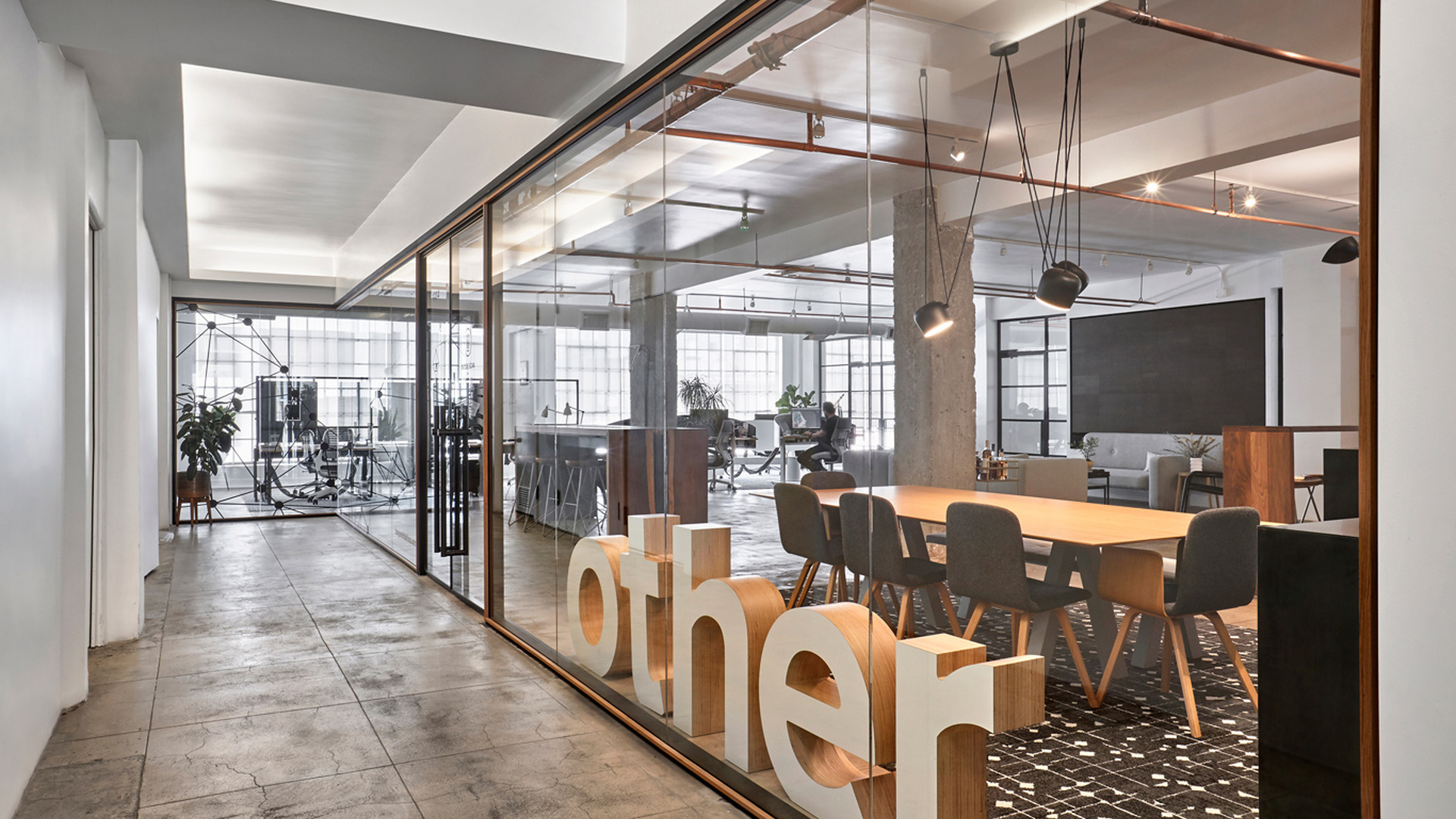 Quadro - Highlight Your Office Space Like A Work of Art | Muraflex